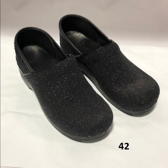 Dansko | Shoes | Dansko Womens Black Dazzle Textured Shimmer Clogs ...